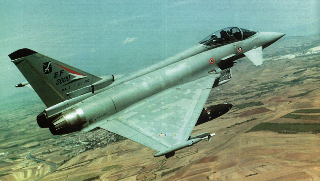 Air Pictorial 1999-05