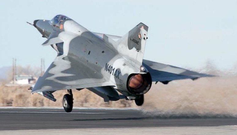 Air International 2013-09