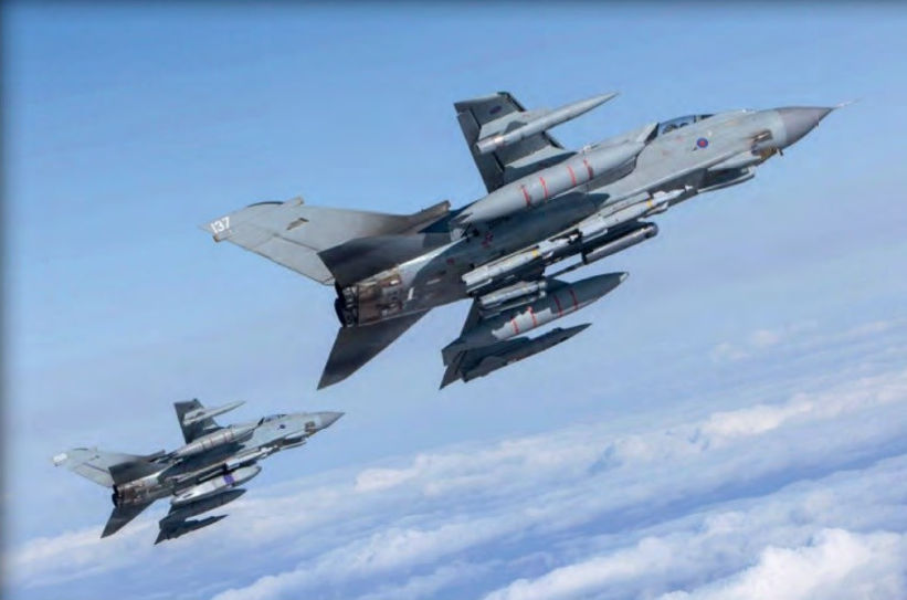 Air International 2015-04