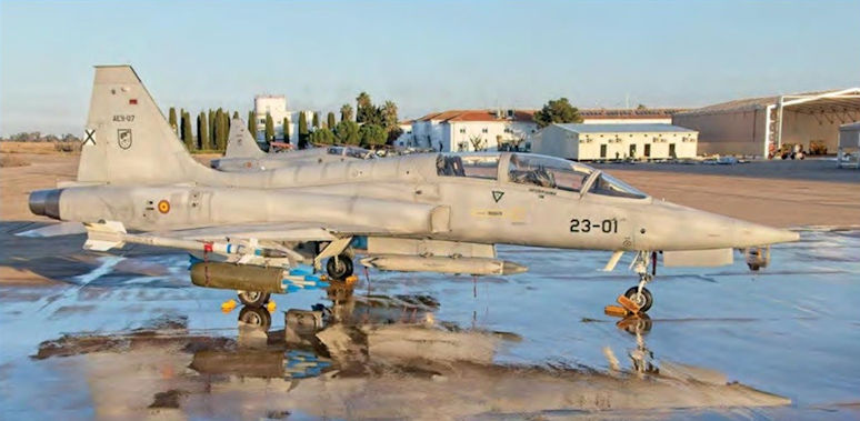 Northrop F-5B