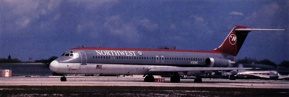 Air International 1995-11