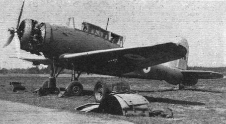 Blackburn Skua / B-24