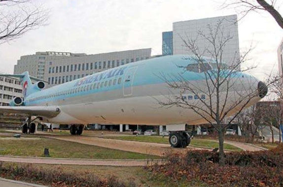 Aviation Historian 27