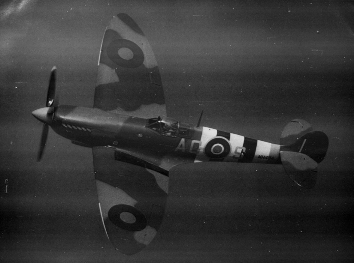 Aeroplane Monthly 1982-01